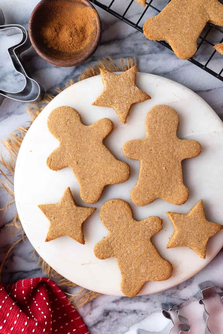 Paleo Gingerbread Christmas Cookies – Nourish Health & Nutrition